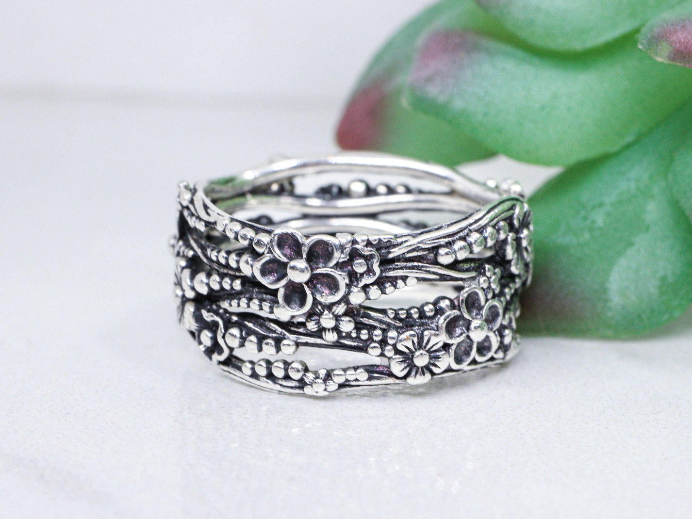 Sterling Silver Flora Ring – LyndyLouDesigns